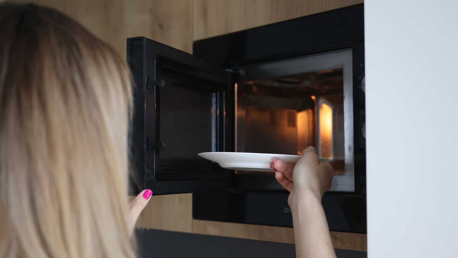 Why Do Spicy Foods Get Hotter in the Fridge and Elsewhere? - Practical ...