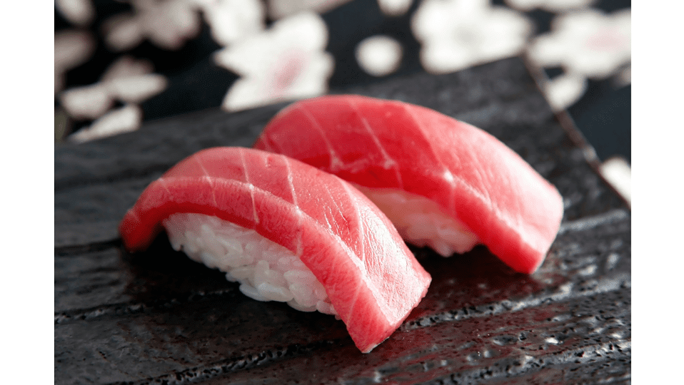 Can You Eat Tuna Steak Raw? Is It Safe? - Practical Cooks